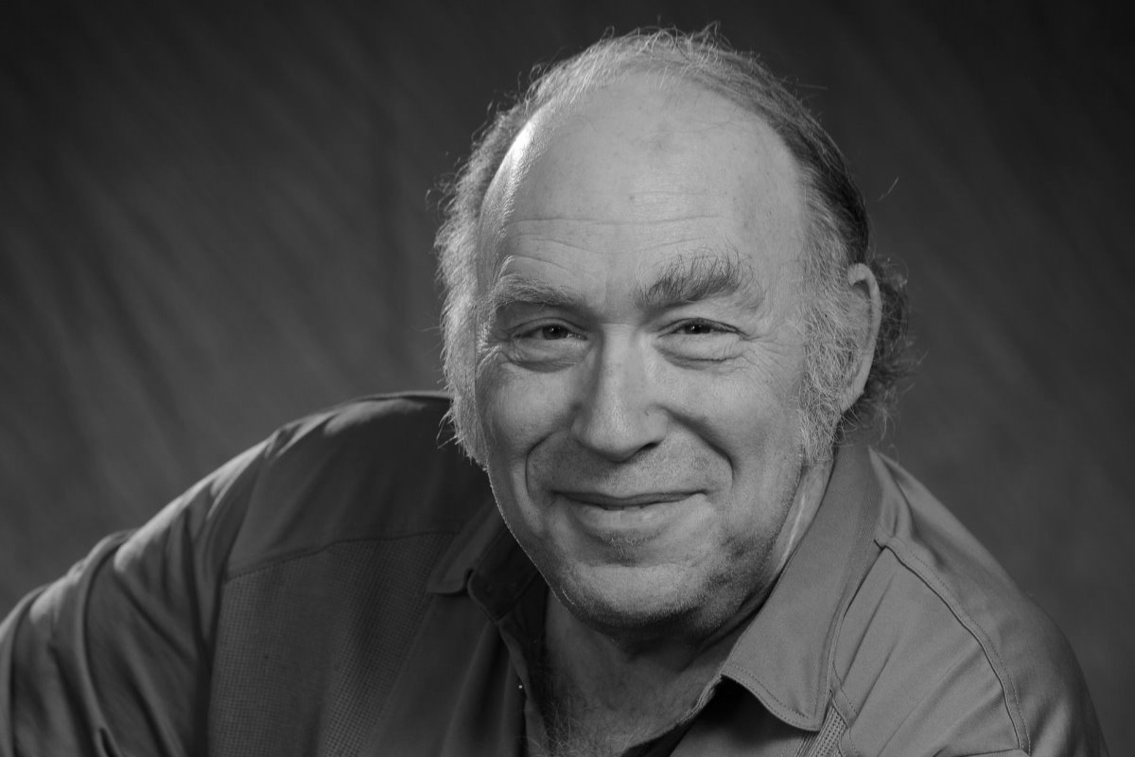 Mike Resnick – Through A Glass Darkly